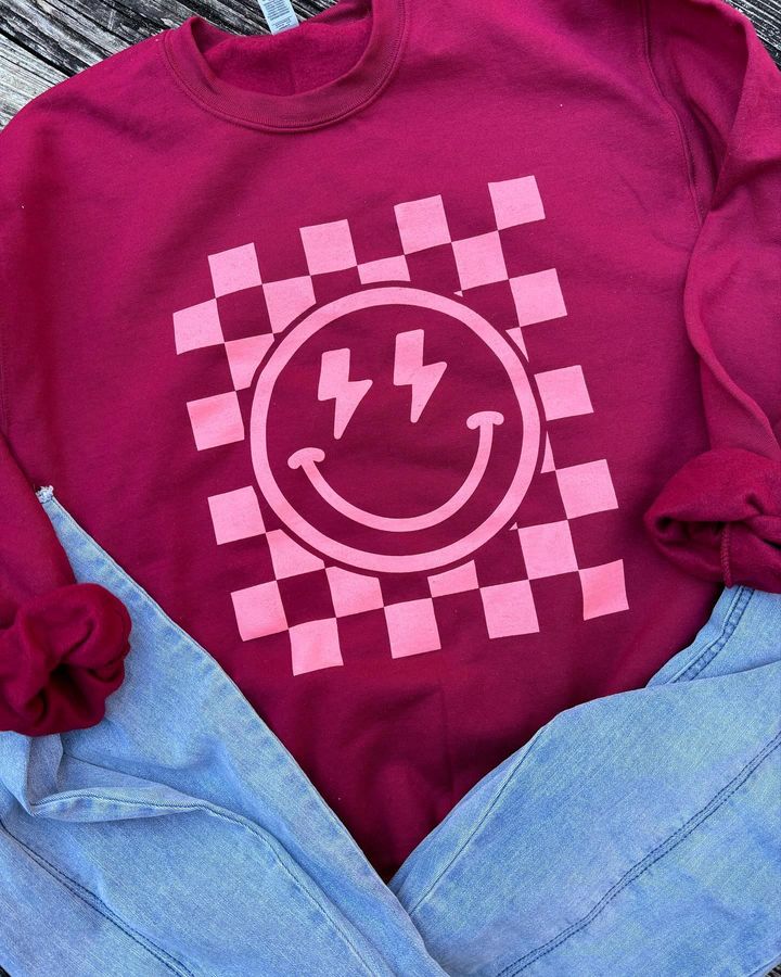 Checkered Smiley Face Fleece Crewneck | HannaColes